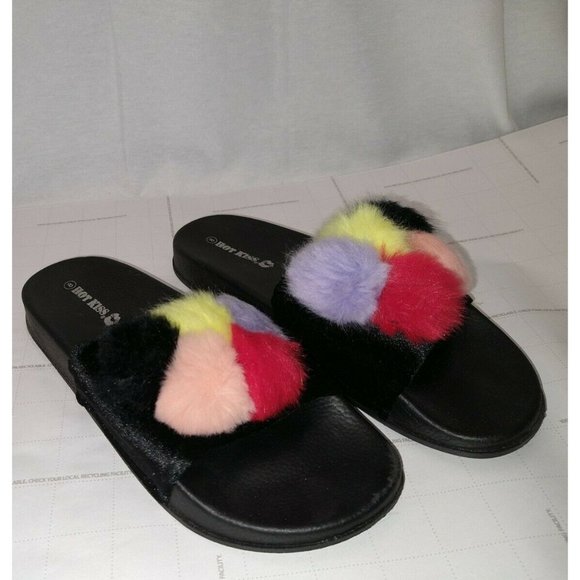 Hot Kiss | Shoes | Hot Kiss Slides Fuzzy Puff Balls Size 8 Sandals ...